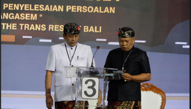 Debat Terbuka Kedua, Gus Par-Guru Pandu Soroti Kasus Adat di Desa Bugbug dan Siapkan Solusi ...